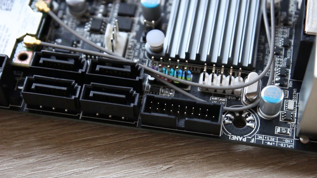 Gigabyte F2A88XN-WIFI Motherboard Review | TechteamGB